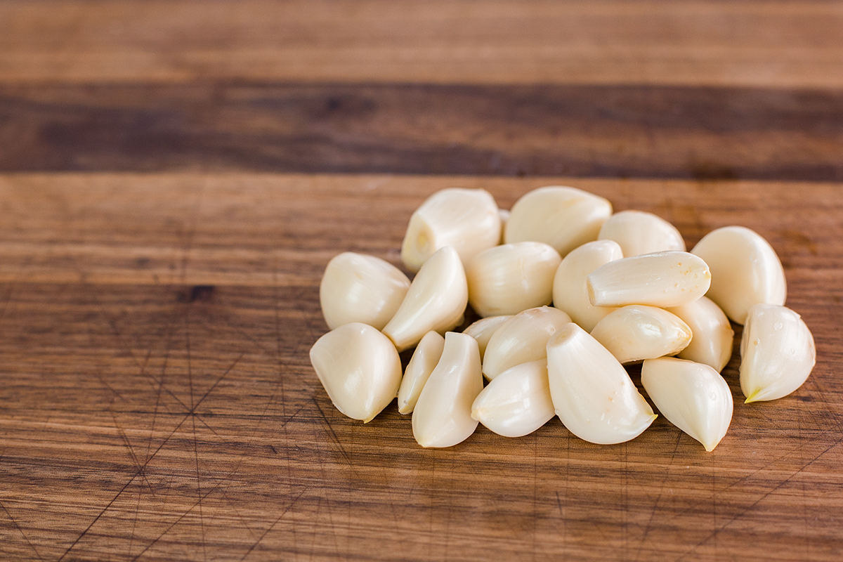 Tips & Tricks: Three Ways to Peel Garlic | ChefSteps
