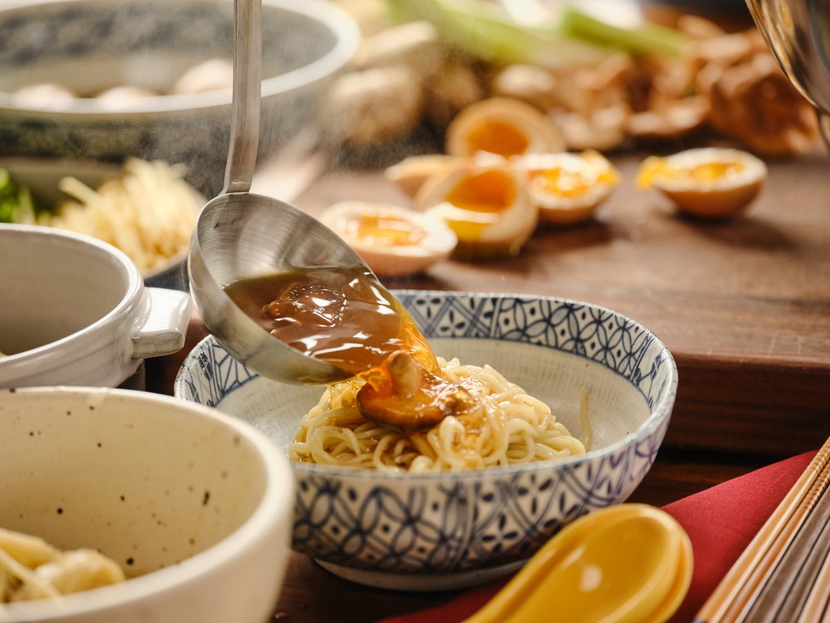 Super Umami Ramen Broth in Less Than 20 Minutes | ChefSteps